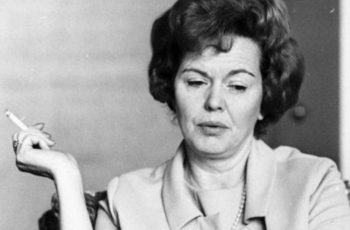 «Ή πρωθυπουργός ή τη Βάσω»: Η γυναίκα για την οποία ο Παπανδρέου πήγε ...