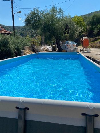 Φτιάξτη μόνος σου σε 4 μέρες: Πόσο κοστίζει αυτή η πισίνα-όνειρο που ...